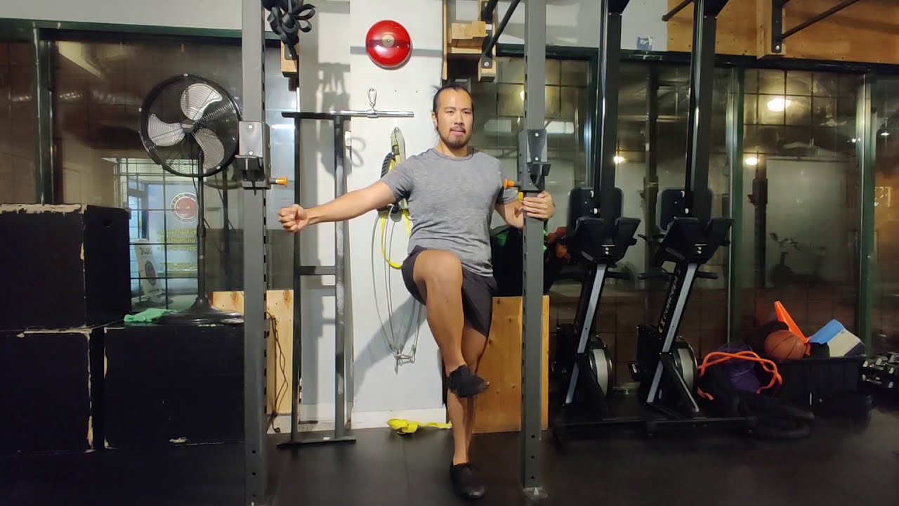 Standing Hip CARs - YouTube