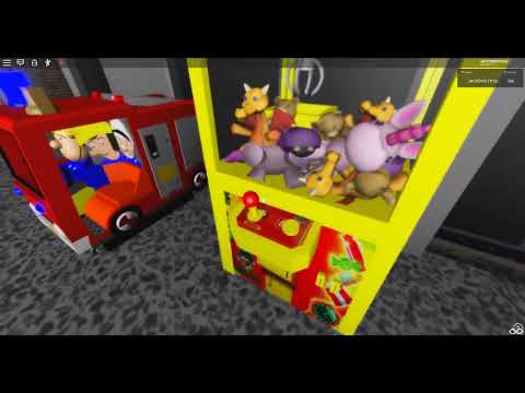 A go on the claw machine ROBLOX - YouTube