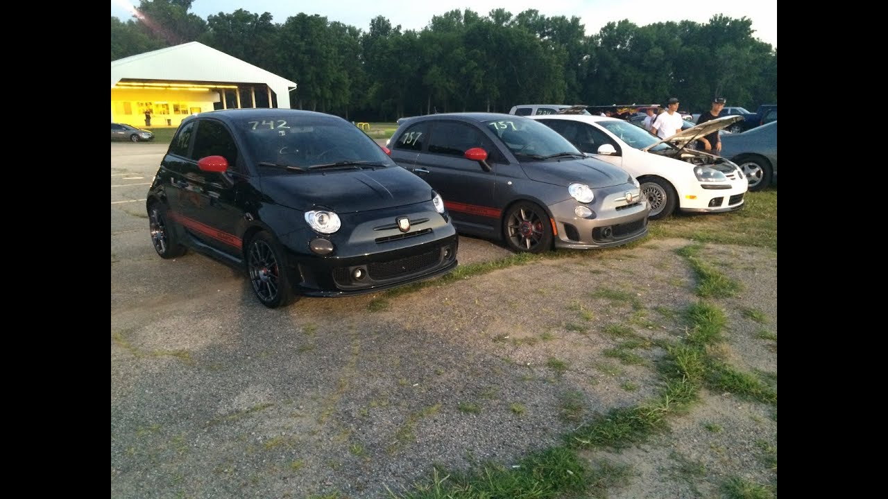 Fiat 500 Abarth's Drag Race Twice - YouTube