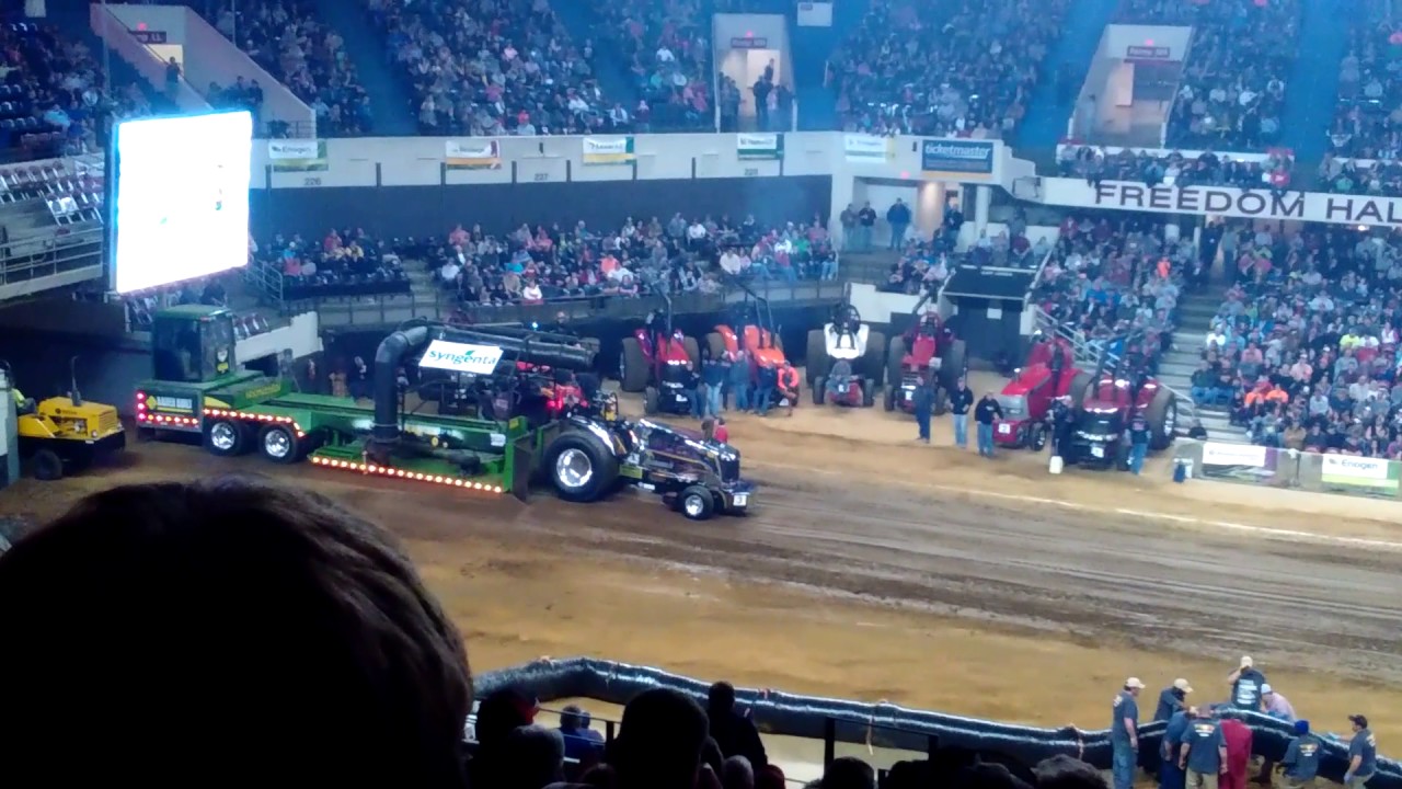 Silver bullet pulling tractor - YouTube