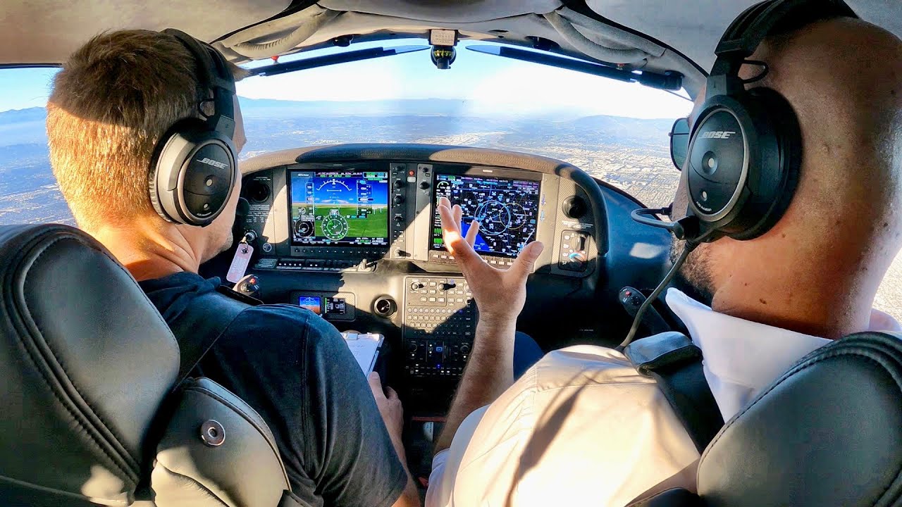 Activate Vectors to Final | G1000 NXi - YouTube