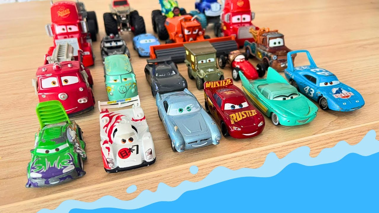 Lightning McQueen, Wingo, Dinoco king, Fin McMissle and their friends ...