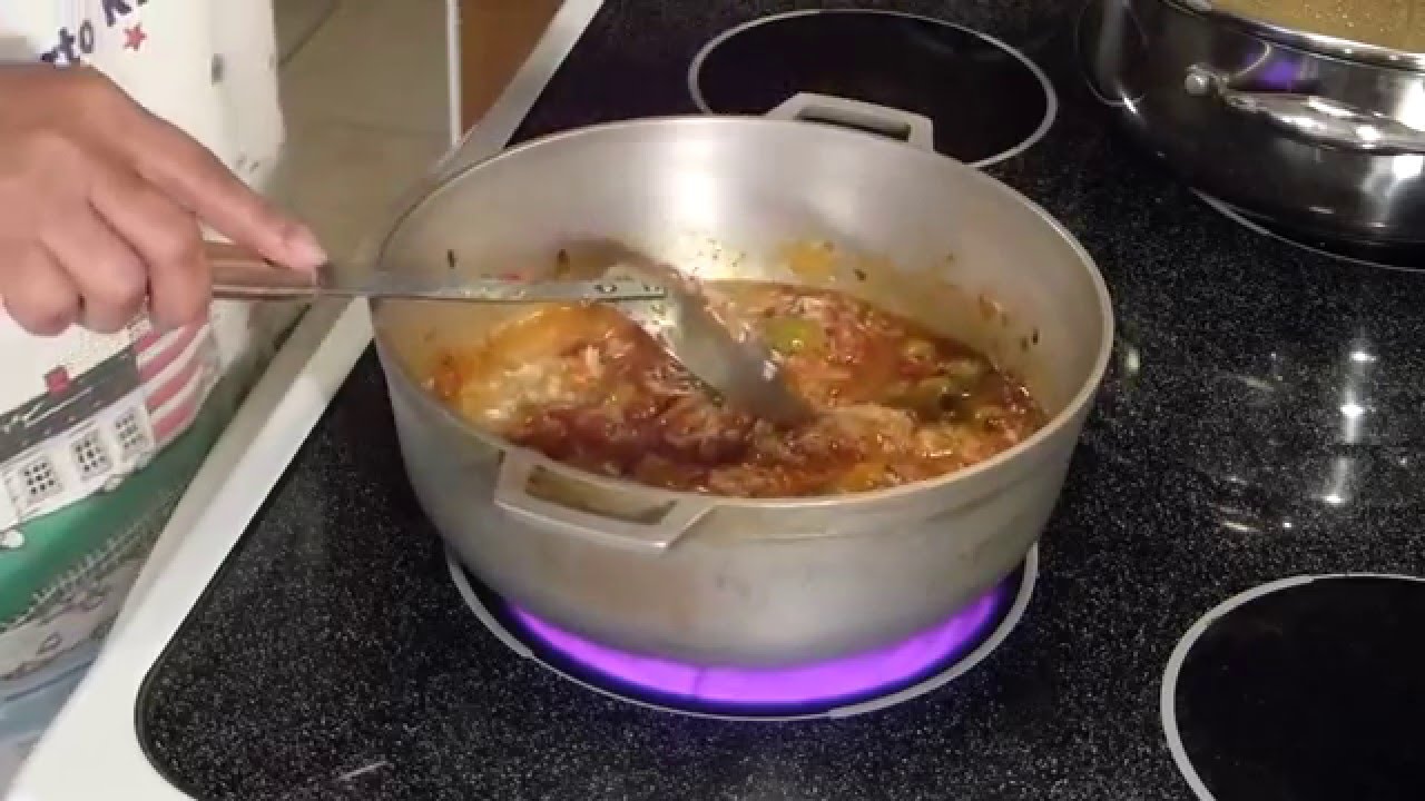 STEWED CHICKEN & YELLOW RICE - A TASTE OF THE CARIBBEAN - YouTube
