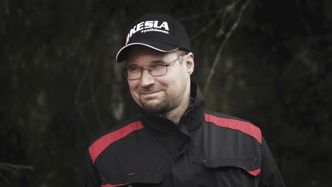 Mika Törrö - the strongest man in Finland - doing forestry work - YouTube