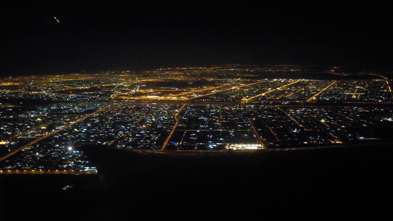 Beautiful Dubai night view from Emirates flight - YouTube