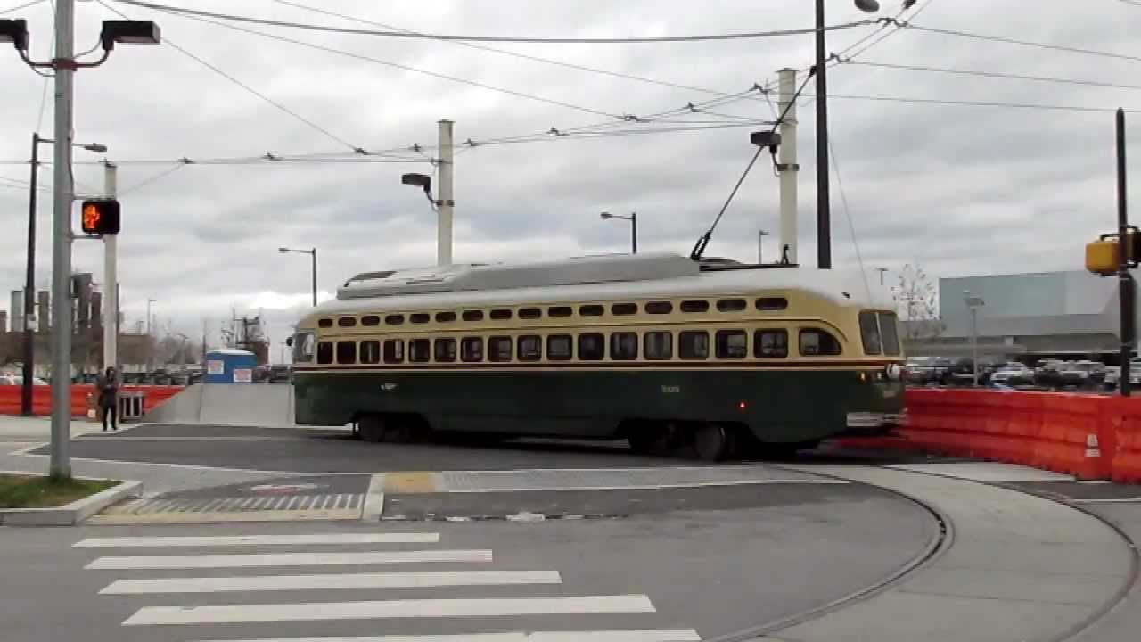 SEPTA PCC II #2325 Rouding the new Casino Loop - YouTube