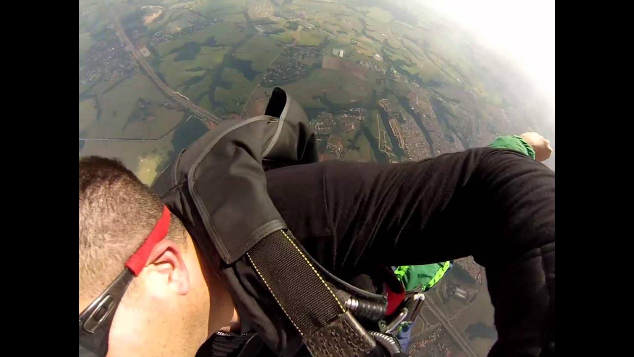 tandem parachute malfunction - 2 broken lines - YouTube