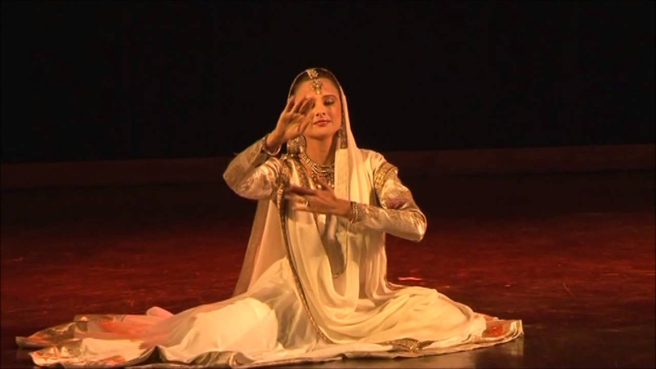Spandan 2014 - Inaugural and Astha Dixit's Kathak - YouTube