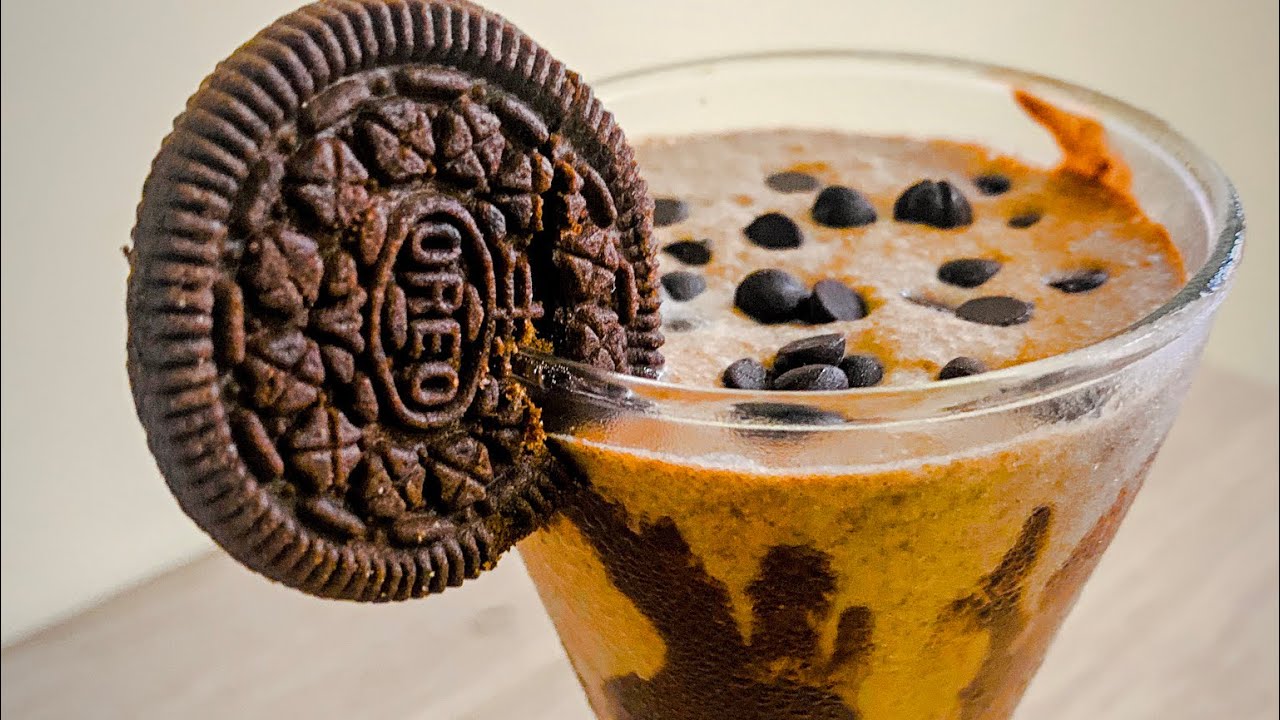 Oreo Shake (Cafe Style) | Oreo milkshake recipe | oreo shake recipe ...