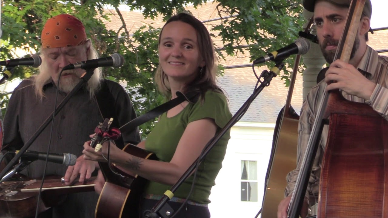 Heather Pierson Acoustic Trio part 2 - YouTube