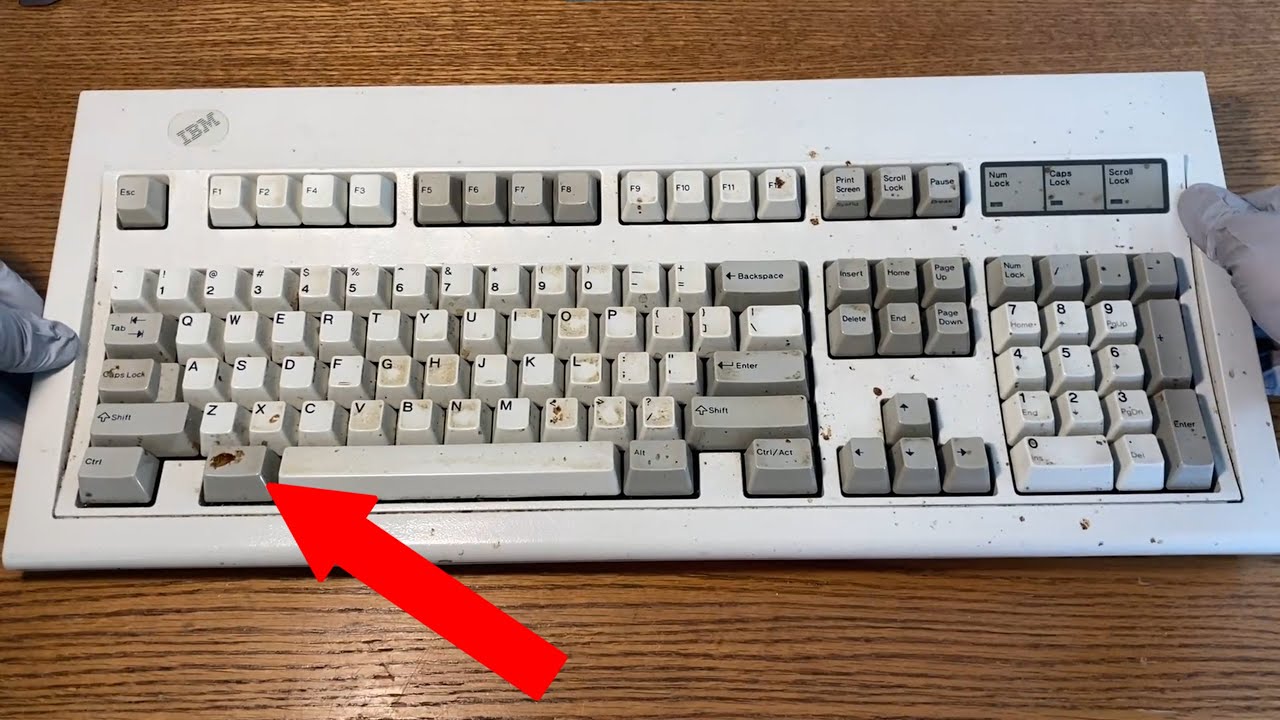 I restored this vintage IBM keyboard for my office - YouTube