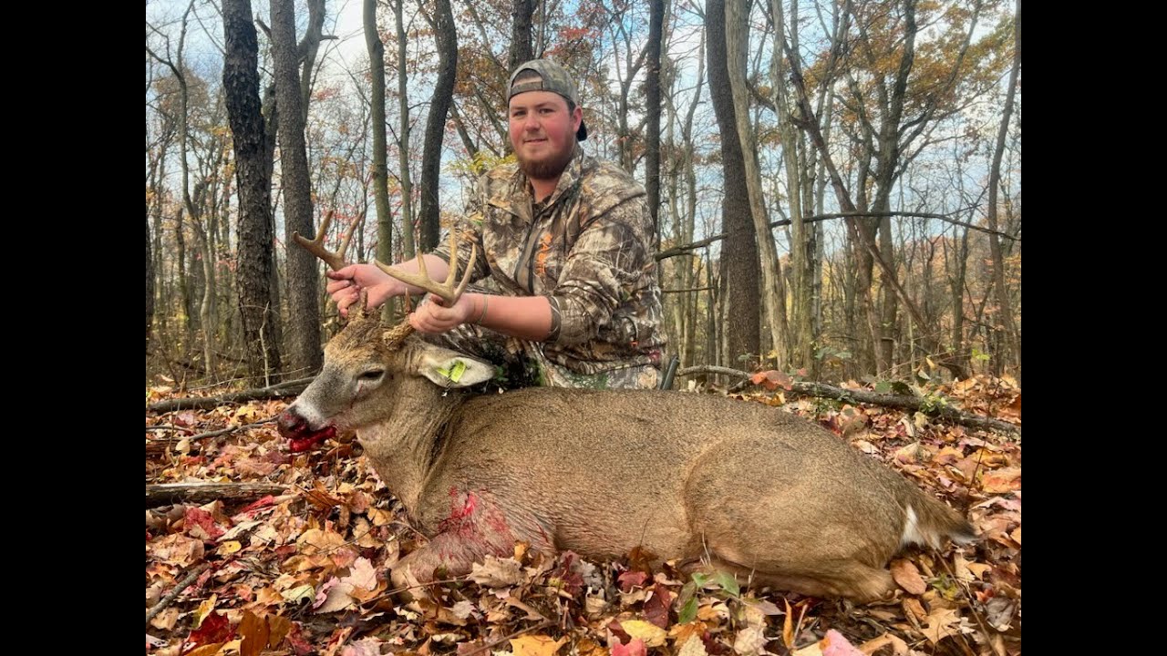 Pennsylvania 11 Point Down! First Archery Buck - YouTube