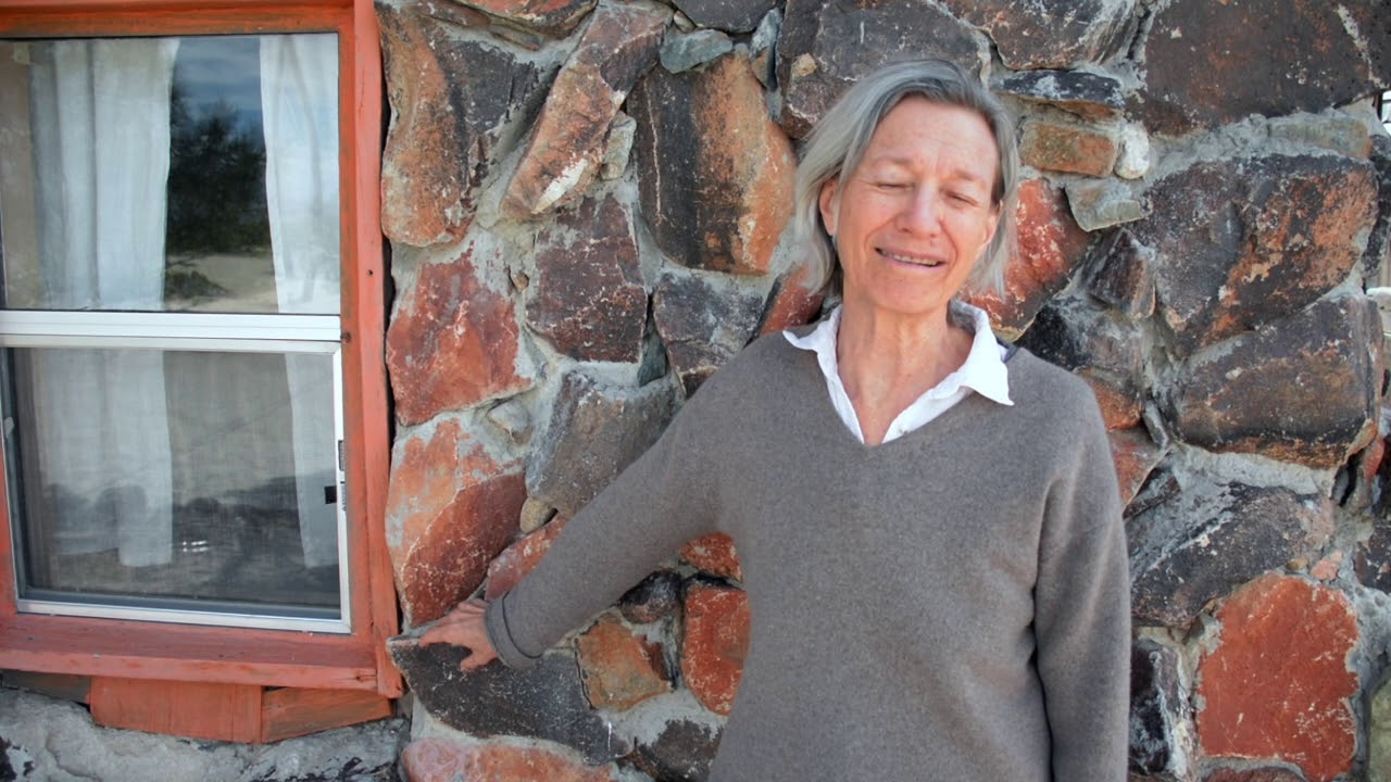 Fundraiser movie for Dhamma Dena roof - YouTube