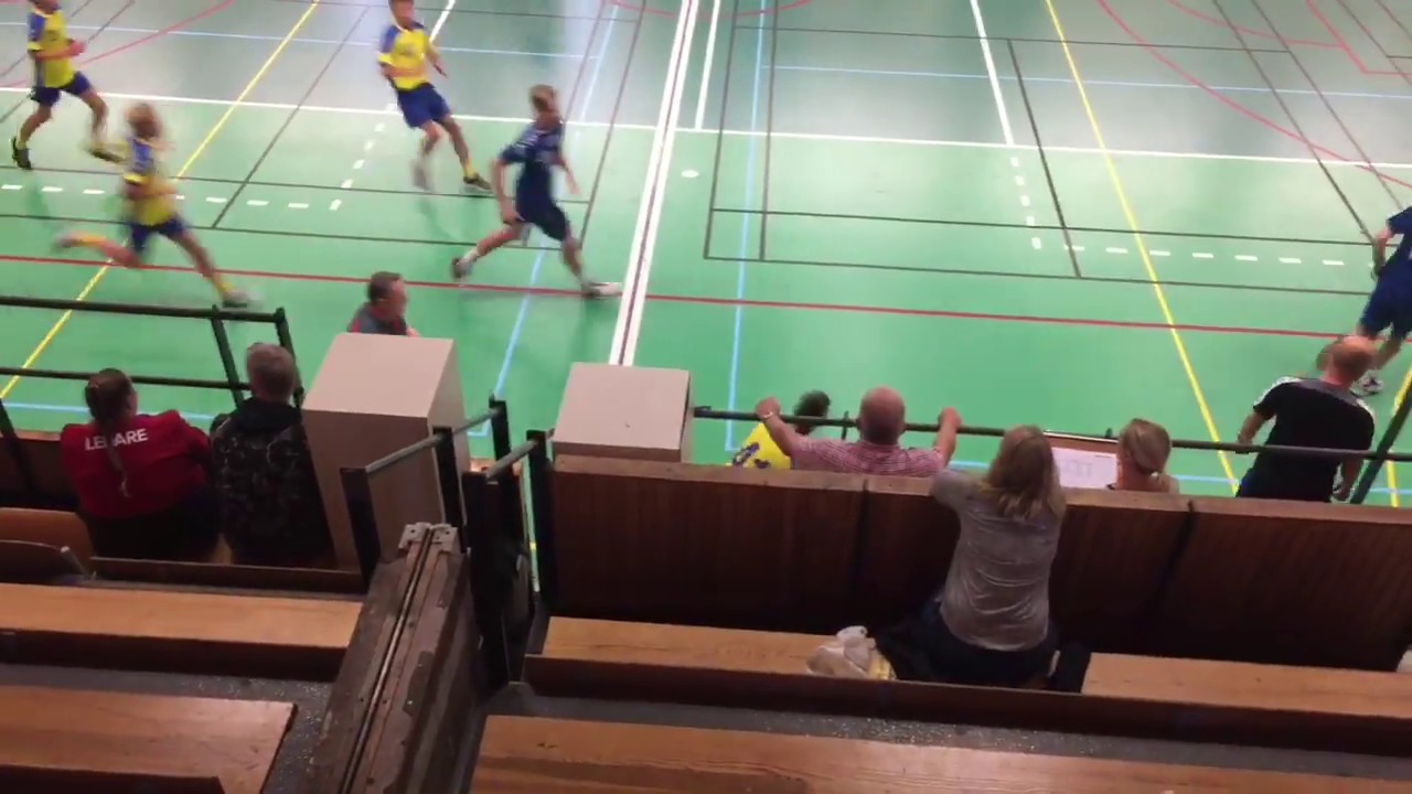 1/9-18 H43 Dalby-HK Cliff Lidingö Cup handboll - YouTube