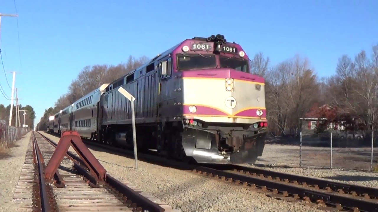 MBTA #1061 FLIES Past My New Location Pleasant Street Hanson, MA - YouTube