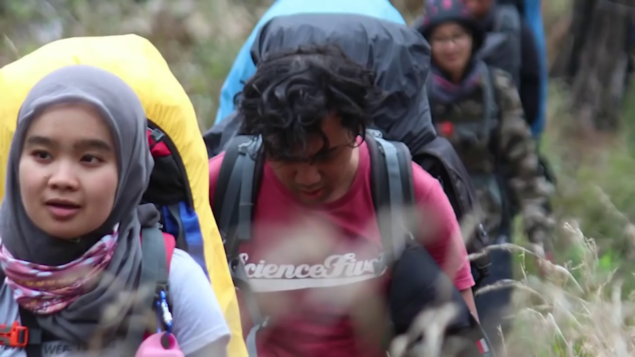 Tanah Tertinggi di Pulau Jawa (Semeru 3676 MDPL) - YouTube