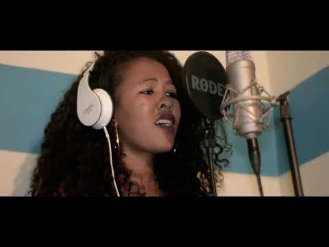LADY CAROLE - Lamban'akoho (COVER LION HILL)