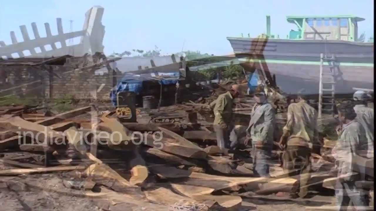 Veraval Fishing Harbour Somnath Gujarat - YouTube