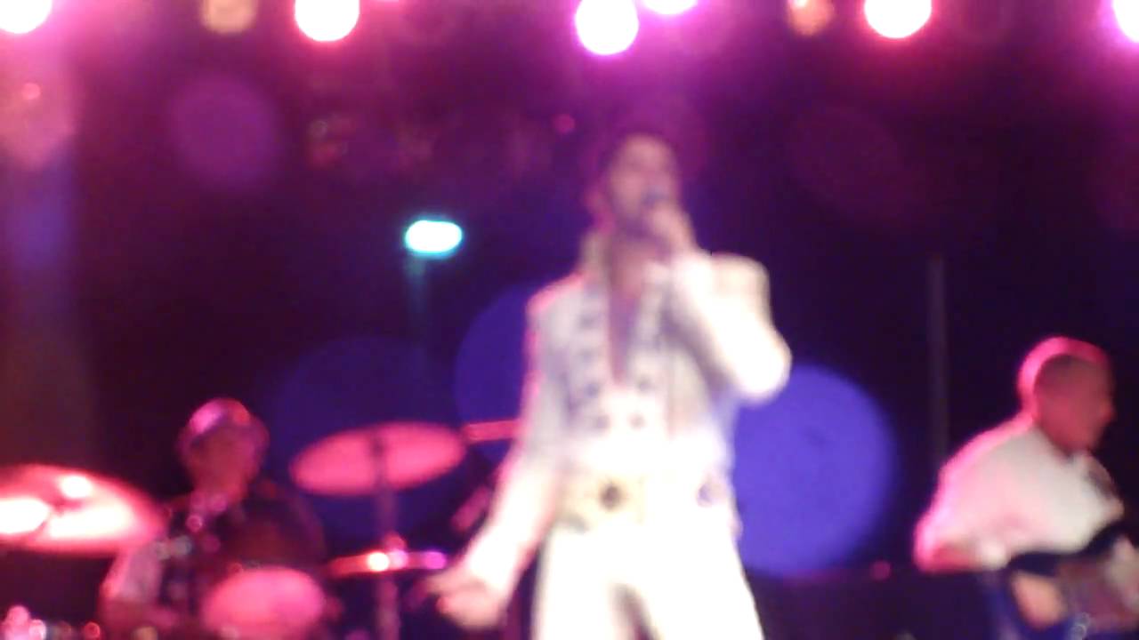 Elvis Tribute Ryan Pelton - An American Trilogy - YouTube