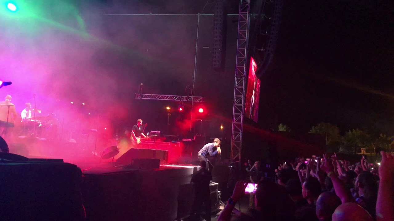 Suede - Saturday Night (Partly, Live Park Rishon Lezion) - YouTube
