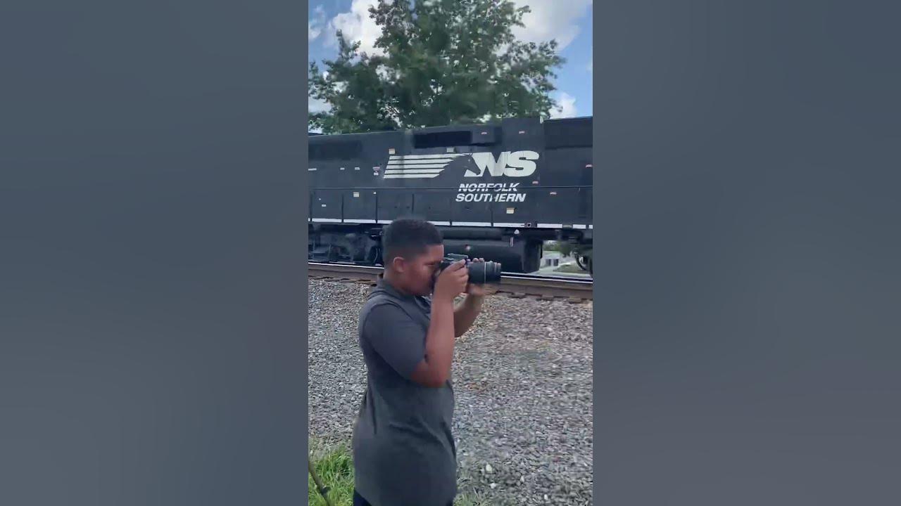 NS 6303 leads NS H76 through Manville NJ with NS 6916 SD60E 2nd and NS 5666 3rd 8/30/2022 # ...