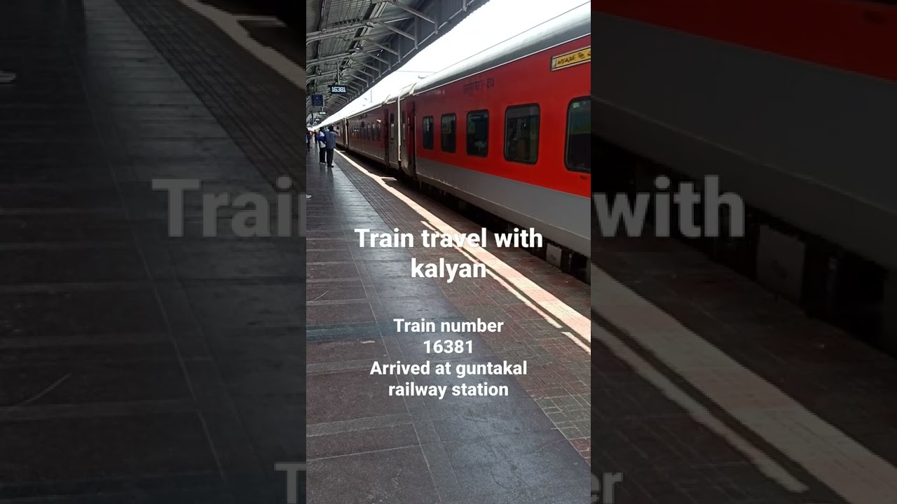 Pune to kanyakumari train number 16381 arrived at guntakal railway ...