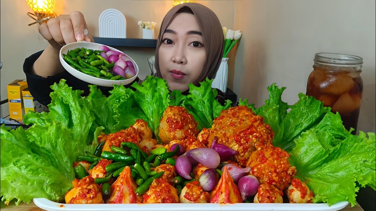 mukbang bakso sambal mercon extra cabe dan bawang | asmr mukbang - YouTube