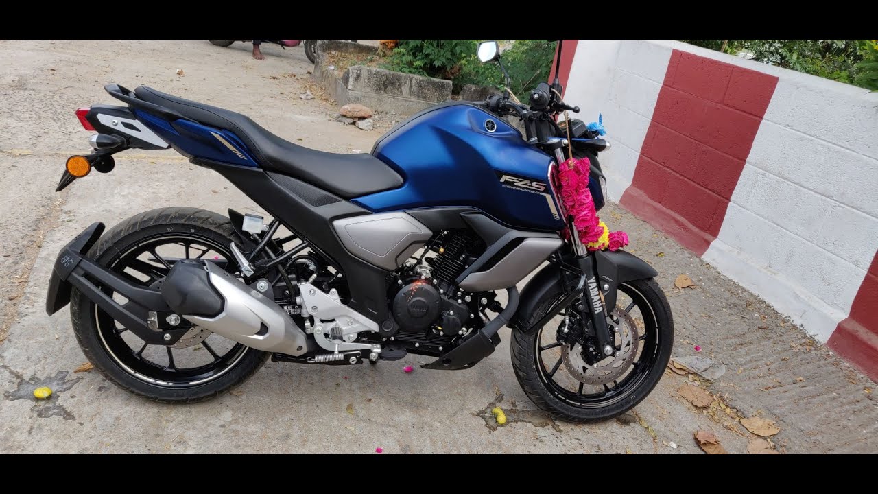 Yamaha FZS-FI V3 BS6-2020 exhausting sound - YouTube