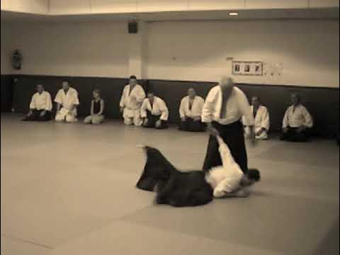 Ushiro Ryo Kata Dori Sankyo - YouTube