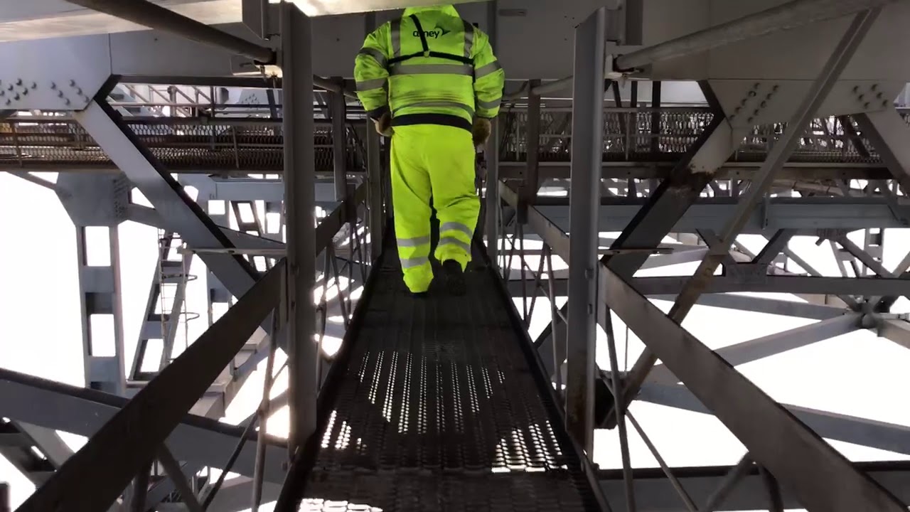 Engineers under the Forth Road Bridge - YouTube