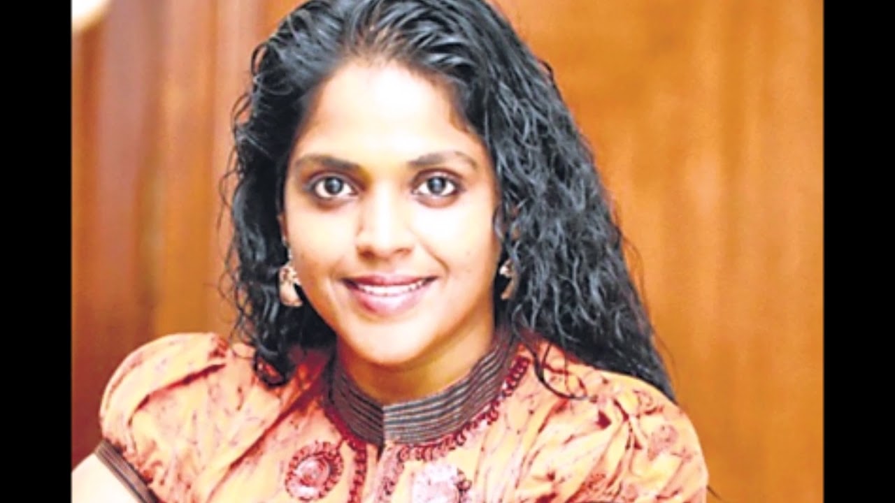 Actor Prakash Raj with his first wife Lalith and children rare and ...