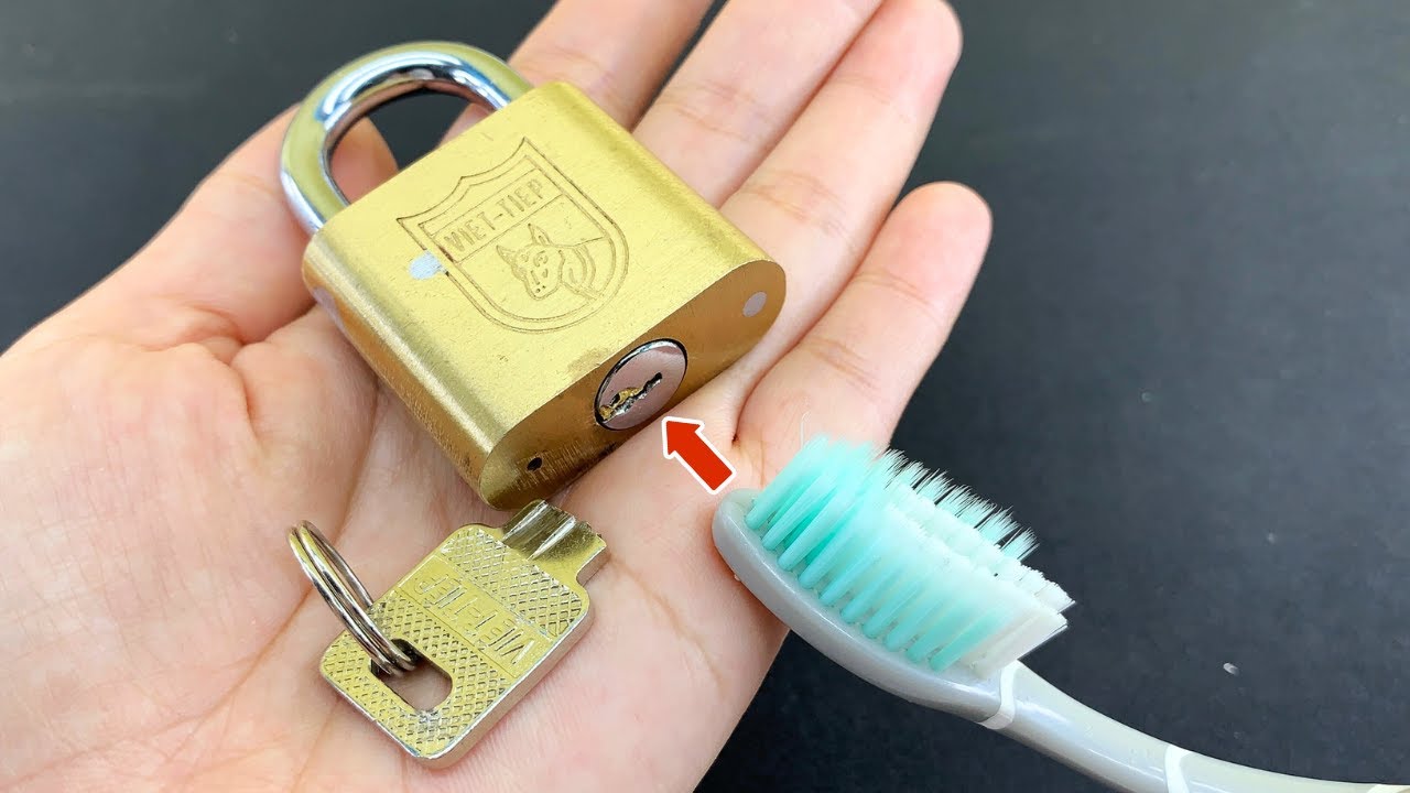 Locksmiths Won't Tell This Secret! How to Remove Broken Key From Lock ...