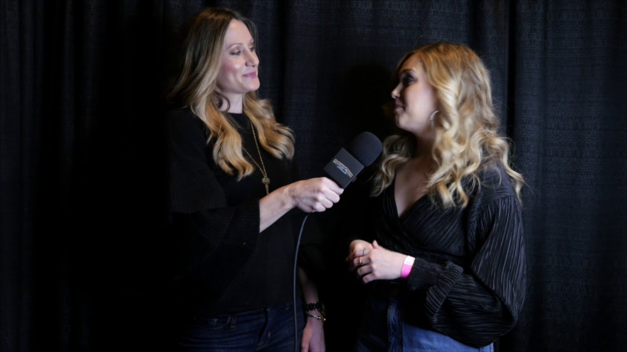 Nora Collins Interview with Country Music Minute - YouTube