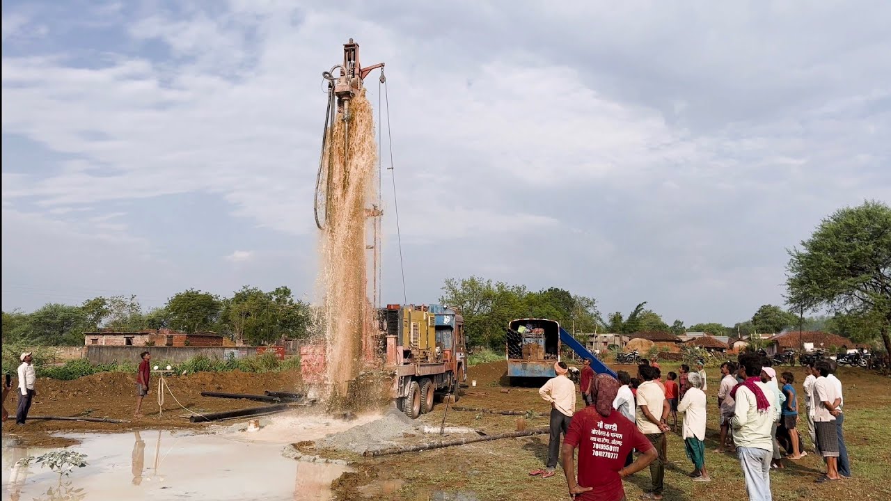 Step Into Step Borewell Drilling || Deep 88 Feet in 10hp water ...
