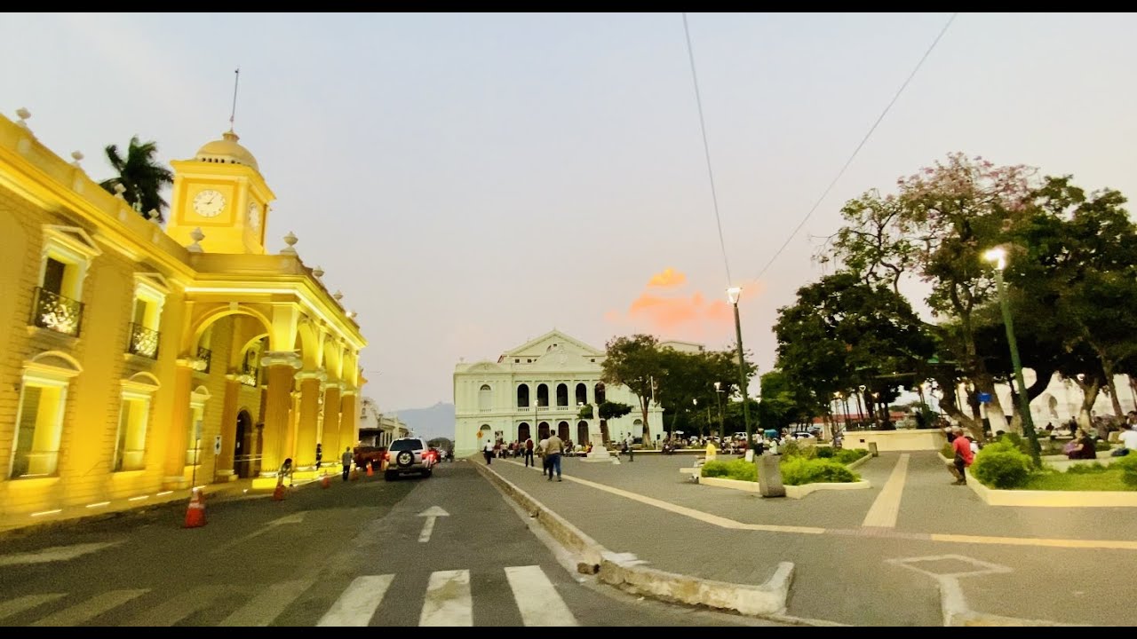 Así es el CENTRO HISTÓRICO de Santa Ana, El Salvador al ATARDECER 🤩 ...