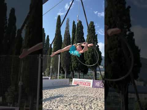 Summer beach training gymnastics for kids by Kristian Lebedev