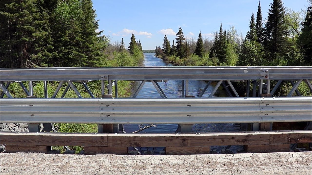 Freedom Road to Shoal Lake 40 First Nation now completed - YouTube