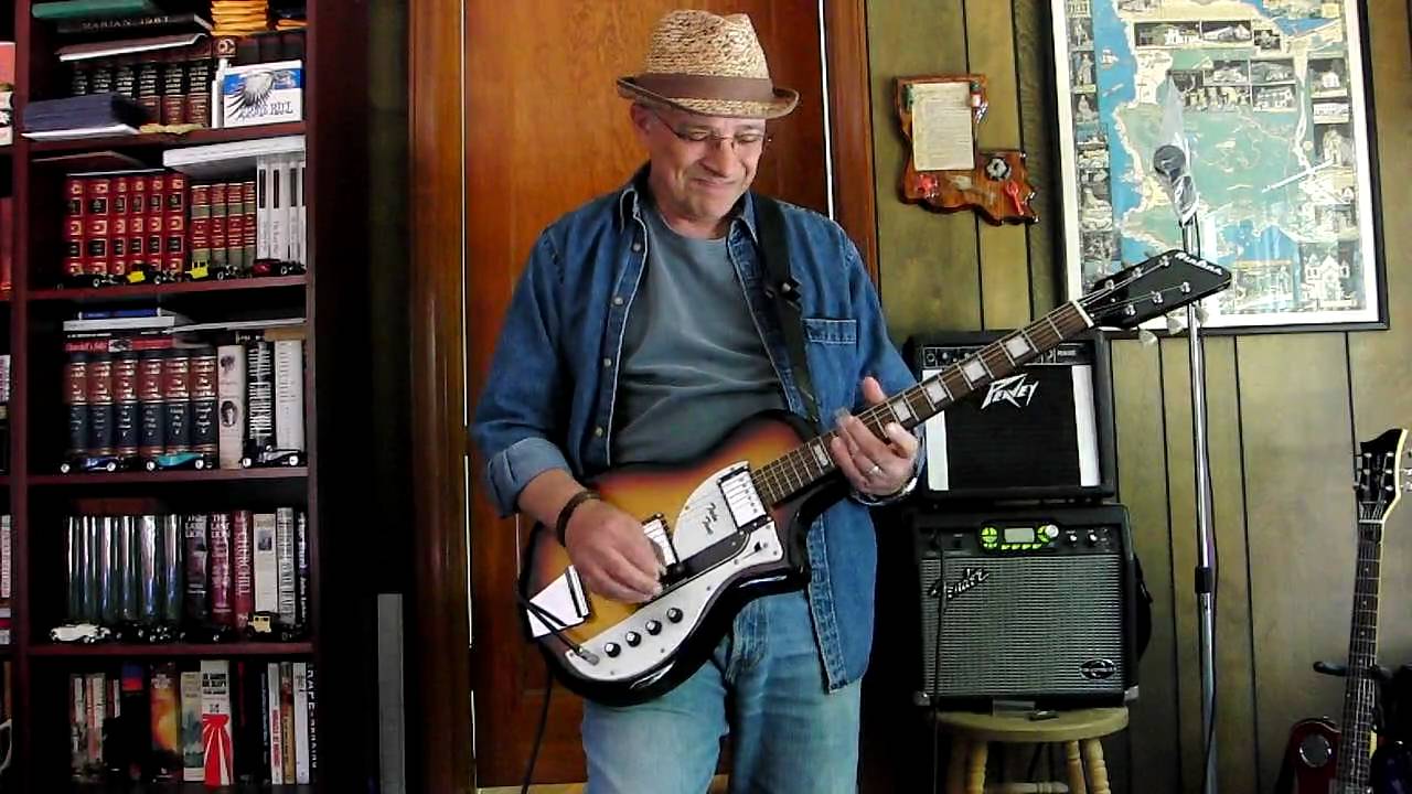 Dr. Bob and the Medicine Men performing "Dr. Bob" - YouTube