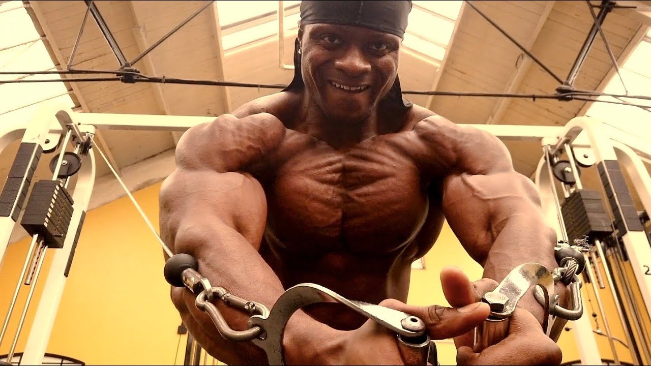 Armz Korleone| Natural Bodybuilding - Chest day - YouTube