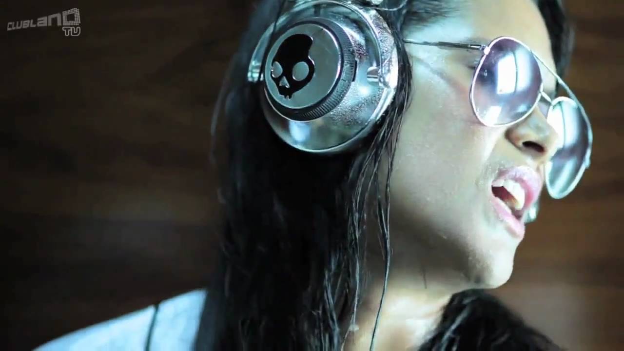 Chica Bomb Dan Balan video hut - YouTube