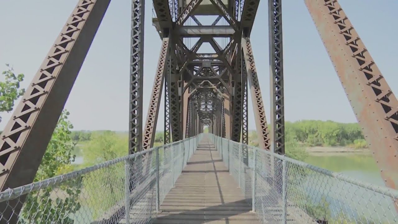 Hidden History: Fairview Lift Bridge - YouTube