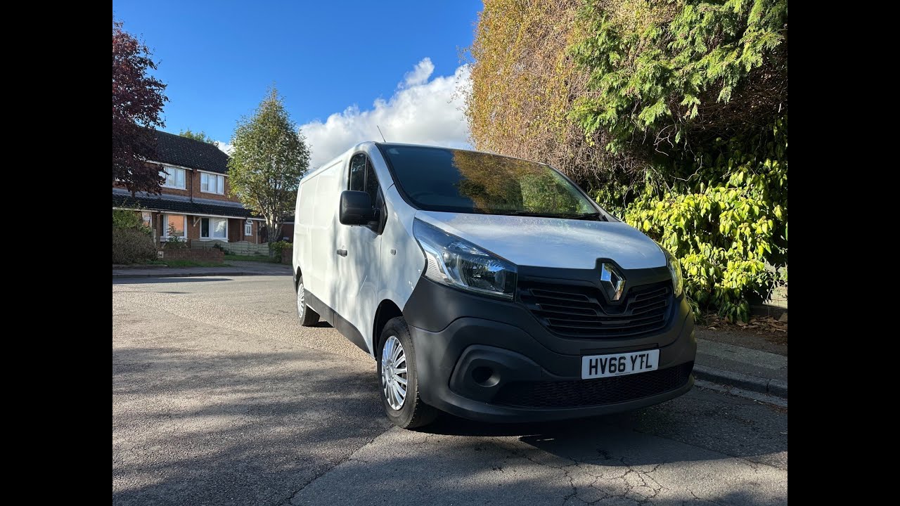 2016 LOW MILEAGE 1.6 Renault Trafic LL29 DCI Business Plus Sat NAV Spec ...