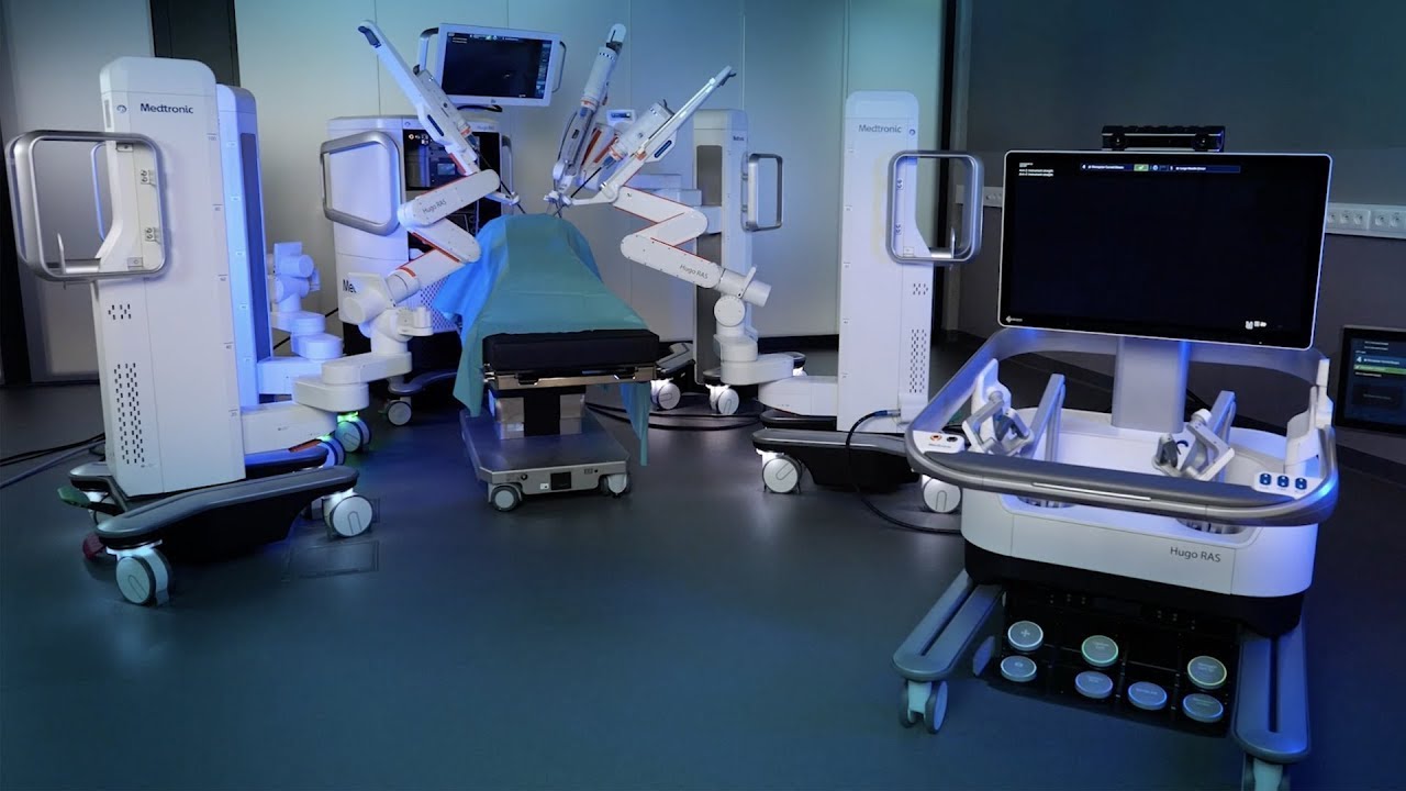 El robot Hugo es presentado en el 19º Congreso de ERUS - YouTube