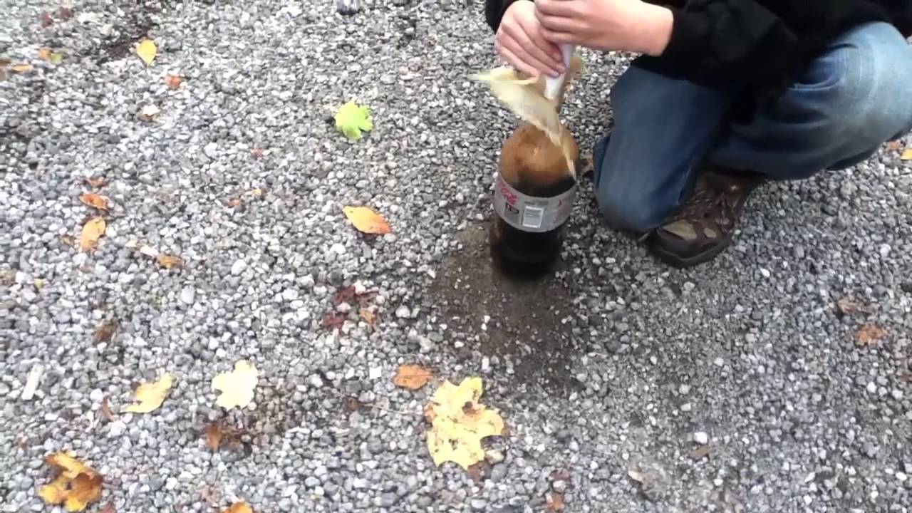 Diet Coke and Mentos Explosion! - YouTube