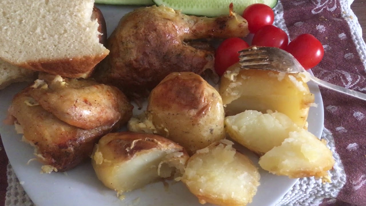печеная картошка с курицей в духовочке очень быстро приготовил