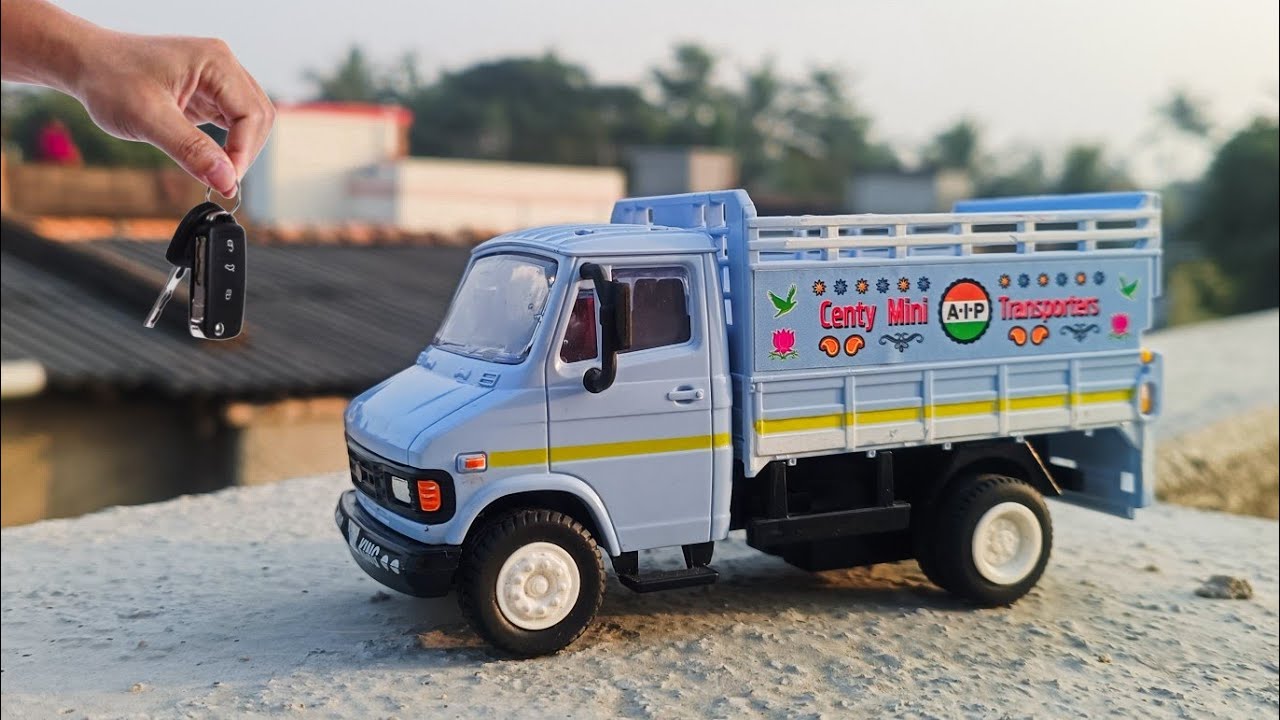 Centy TATA 407 Toy Truck Scale Model Toy Rooftop Race 🚛 |Indian Tata ...