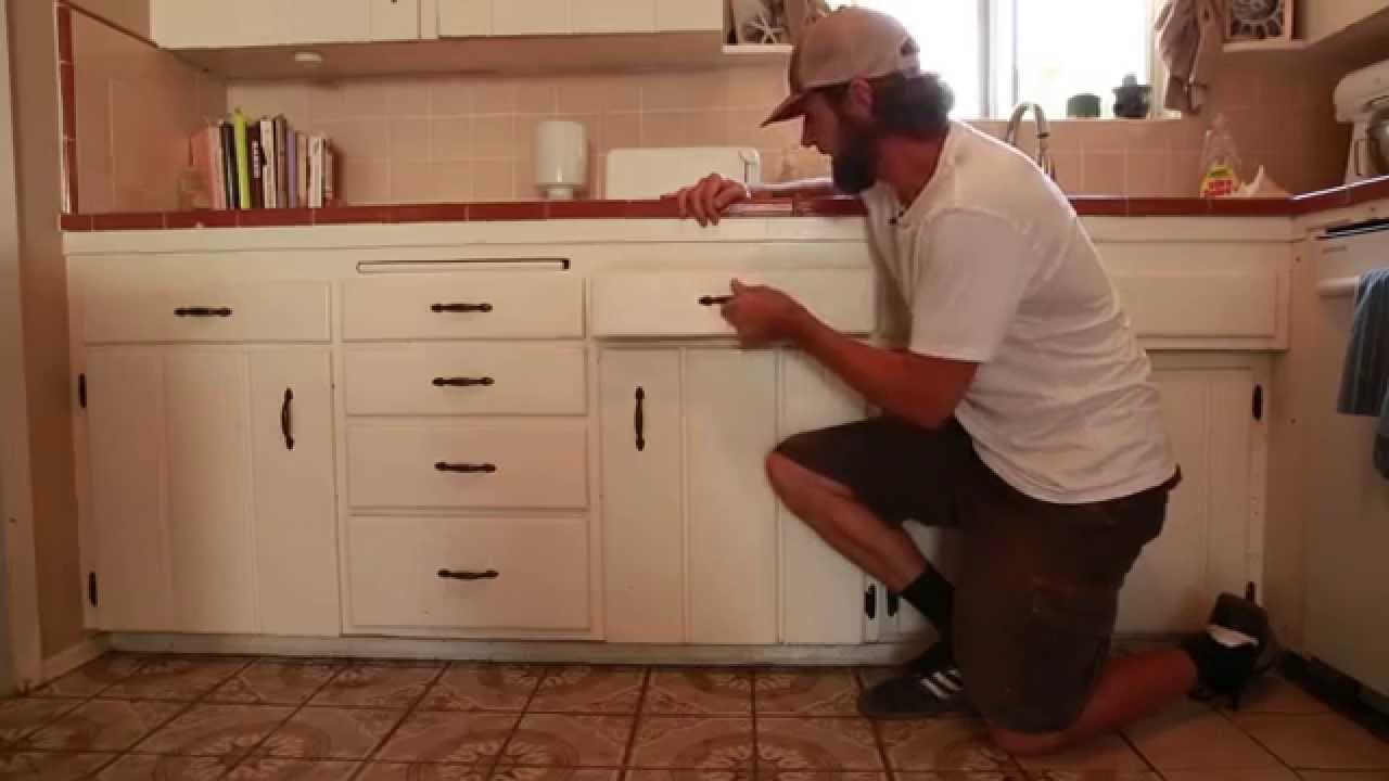 Sticky Kitchen Drawer - YouTube