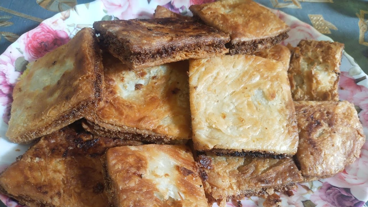 kokni sweets gilafi khajuri crispy tasty recipes 😋 kitchen with Fasiha ...