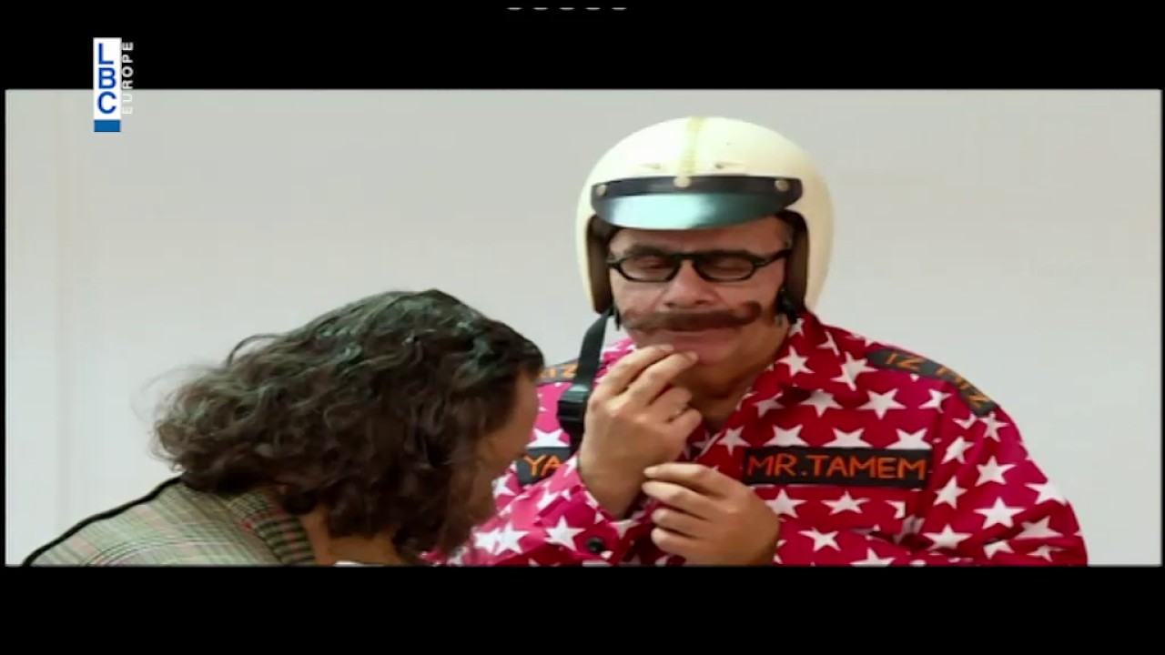 Basmet Watan - Episode 22 - عم ياكل من الزبالة - YouTube