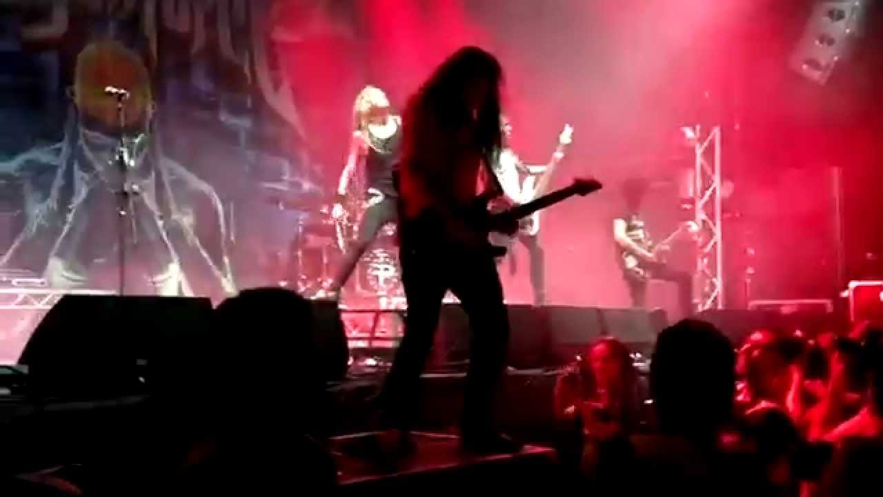 Fury of the Storm - Dragonforce, Soundwave Brisbane 2015 - YouTube